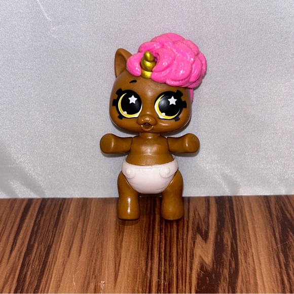 Zuru | Toys | Zuru Surprise Newborn Unicorn Squad Mini Figure Diaper ...